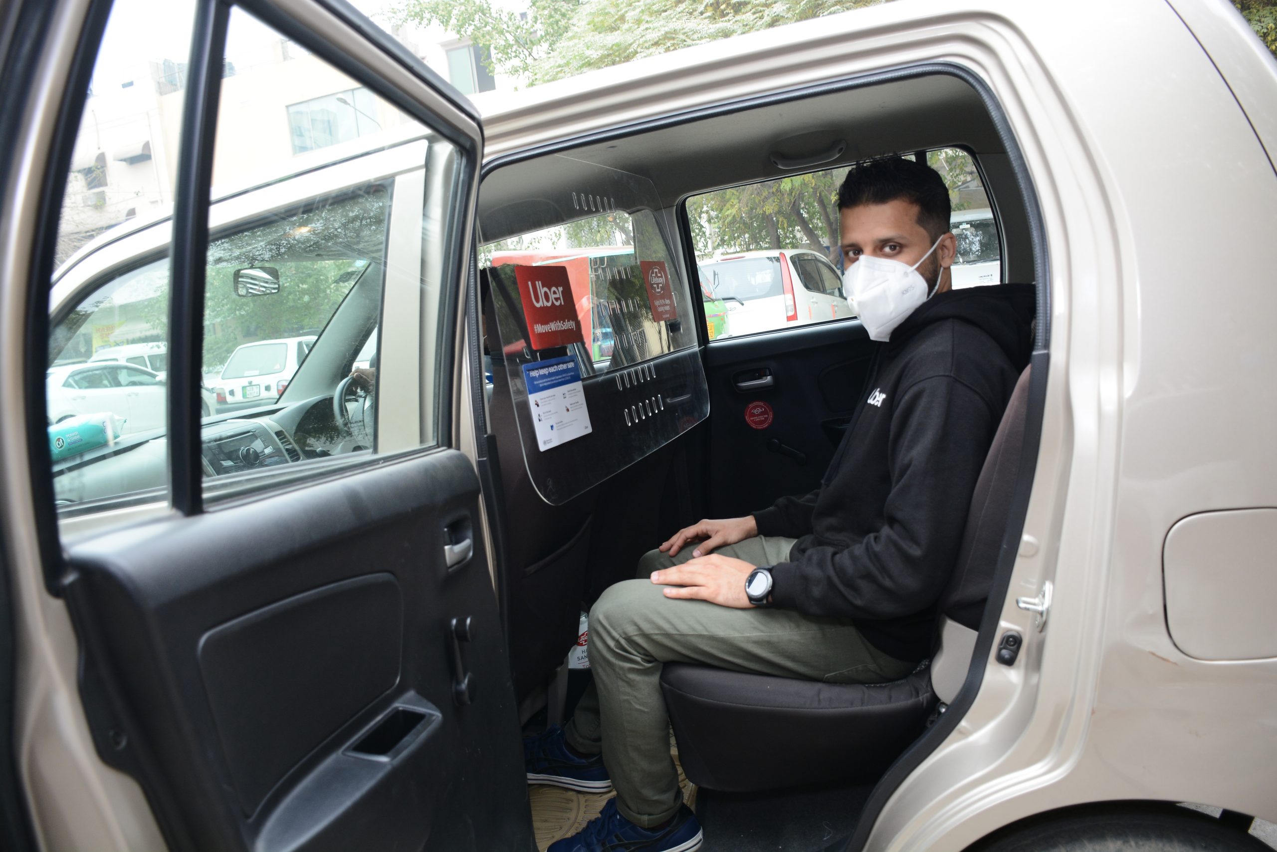 The Passengers are most important for us. Uber Pakistan - Teleco Alert