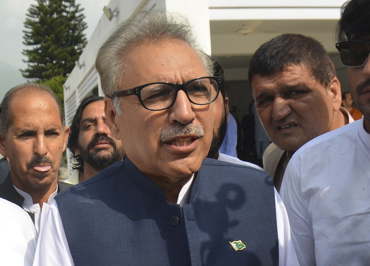 President Alvi asks insurance company to pay Rs 1.2 million to the ...